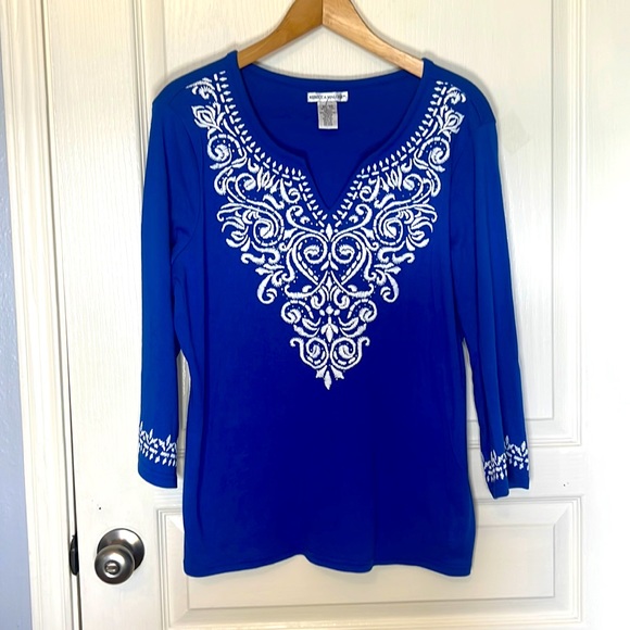 Rebecca Malone | Tops | Striking Royal Blue Blouse With White ...